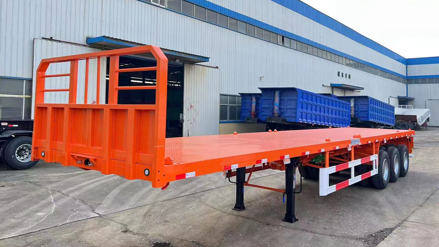 40 Foot Flatbed Tri Axle Trailer for Sale in Al Khums Libya