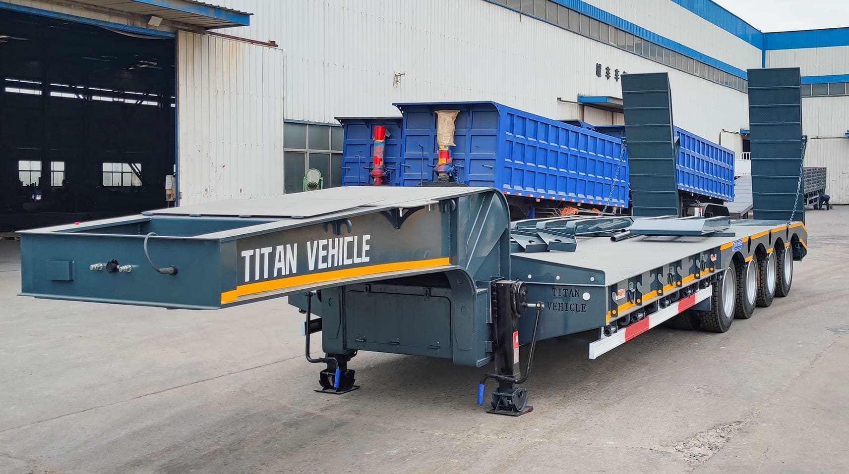 4 Axle lowbed truck for sale in Guam Agana